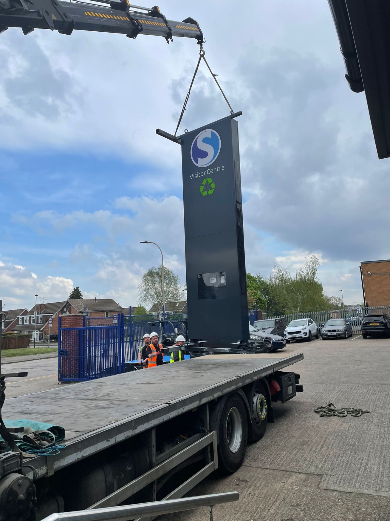 uksignboards.com | Marlec Creates Renewable Powered Signage for SignFab