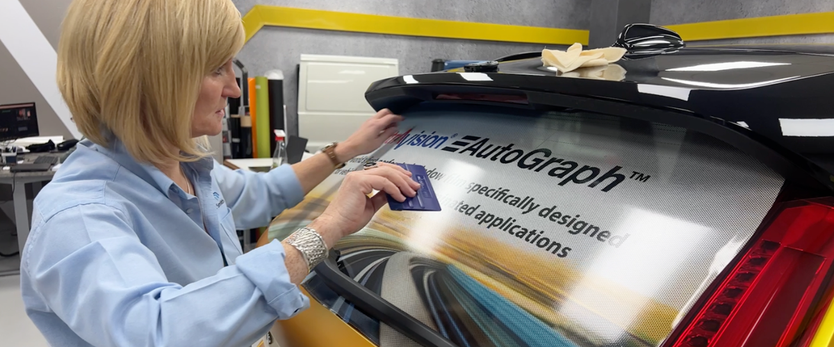 uksignboards.com | Introducing NEW Contra Vision AutoGraph